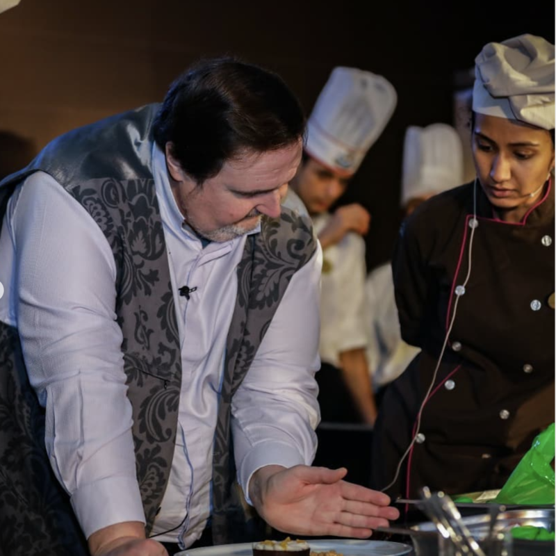 Le chef Philippe Conticini en Inde, de sa collaboration avec les ...