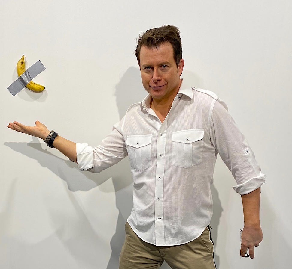 La banane de l'artiste italien Maurizio Cattelan devient virale sur la ...