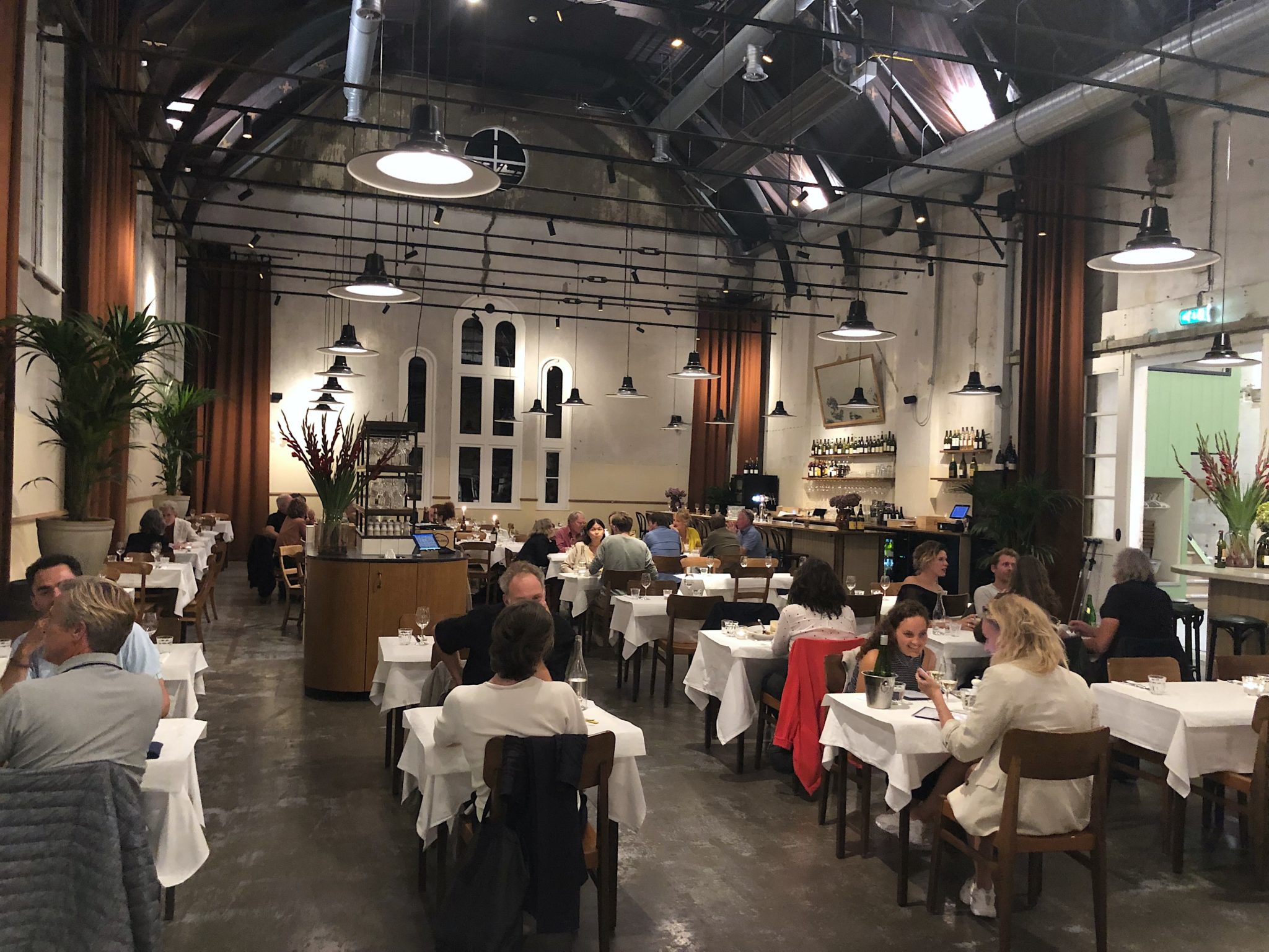 Le chef Alain Caron ouvre son quatrième restaurant à Amsterdam : La ...