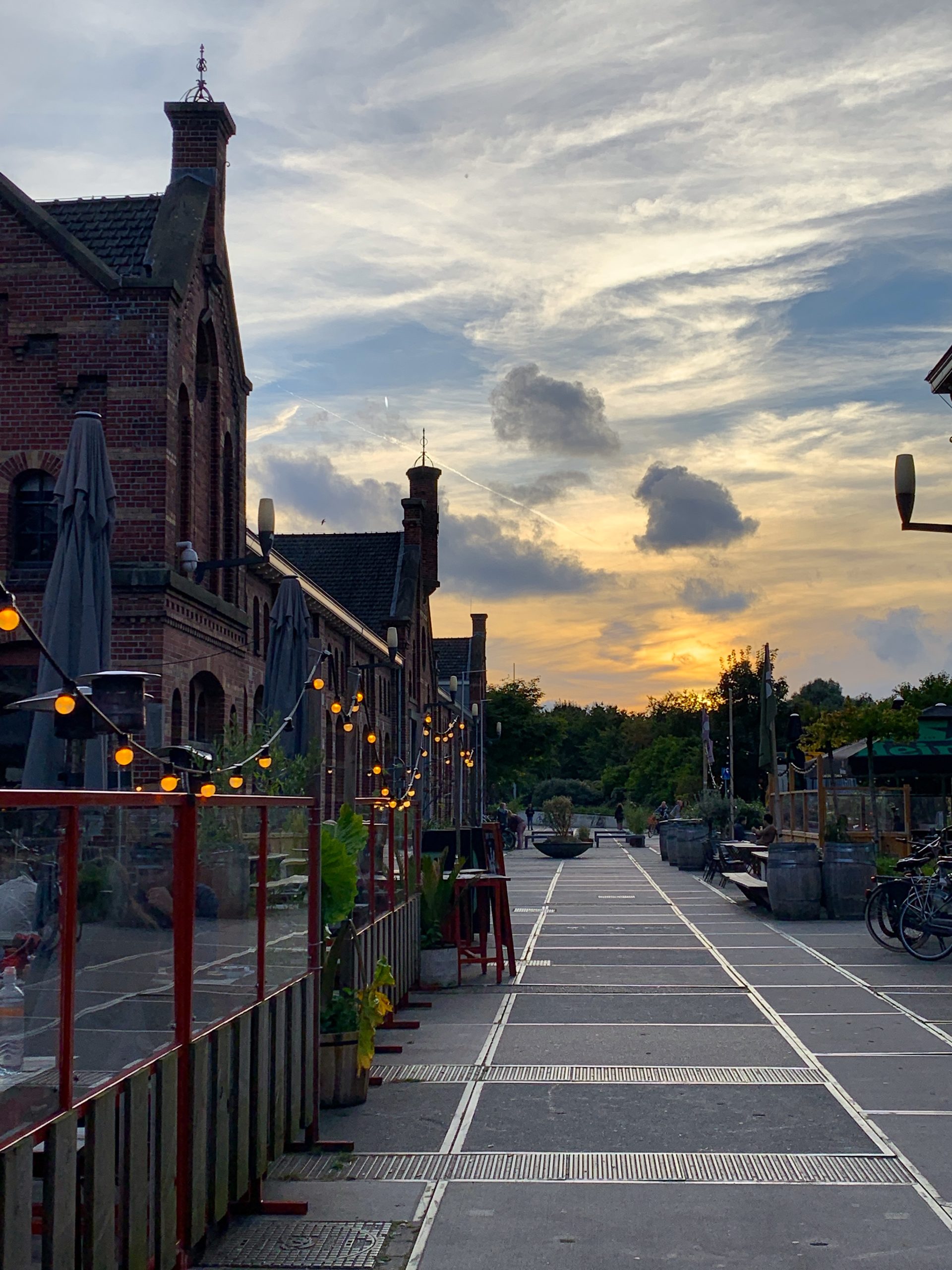 Le chef Alain Caron ouvre son quatrième restaurant à Amsterdam : La ...