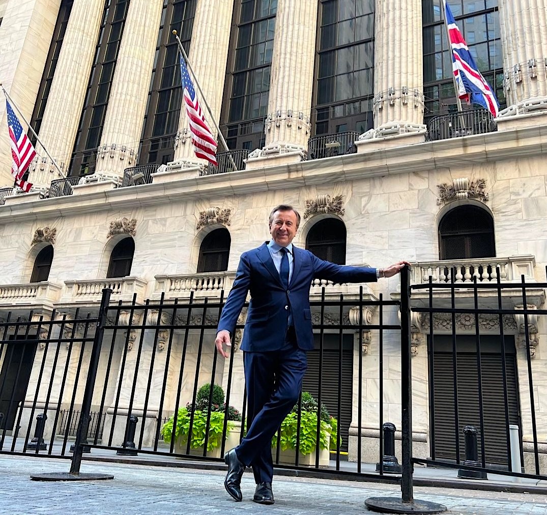 Daniel Boulud à la New York Stock Exchange, il annonce l'ouverture du ...