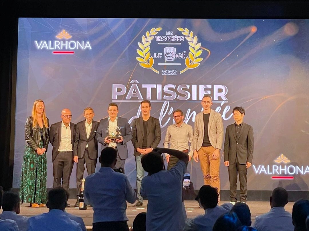 Le magazine Le Chef distribuait ce soir ses trophées 2022 - Dimitri ...