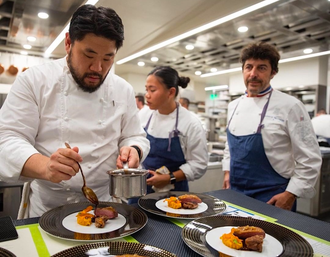 Thomas Keller reçoit "La Tour d'Argent" et son chef Yannick Franques à ...