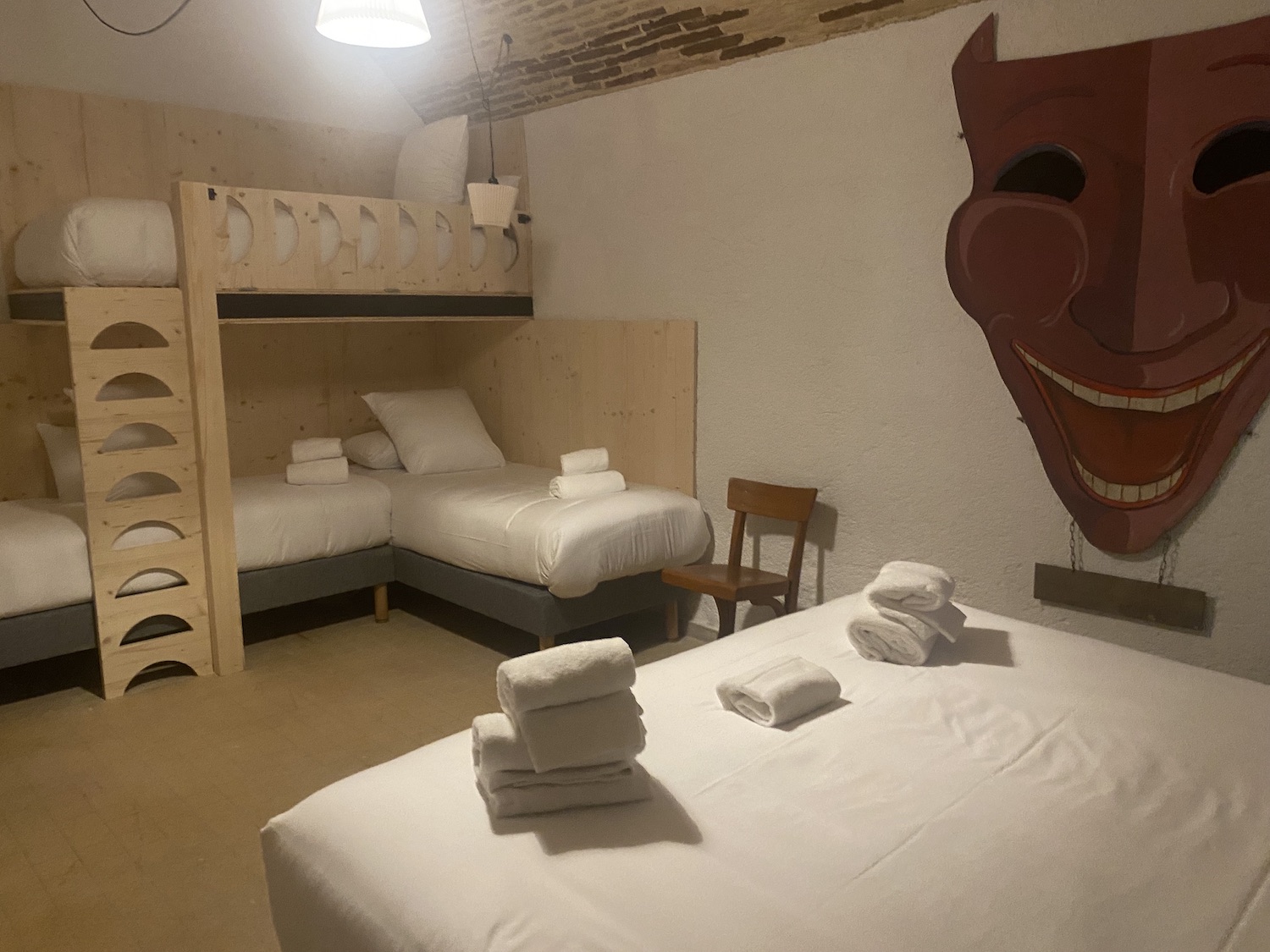 Béziers: L’Hôtel de la Prison ouvre ses portes - Food & Sens